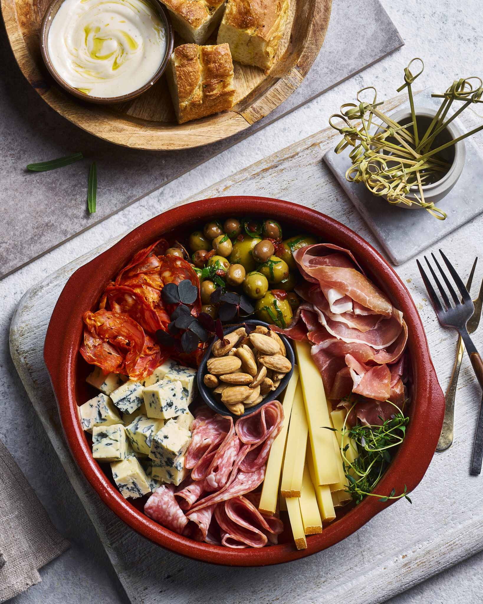 Velkomstsnacks spekemat og ost (pris per person) - Kreativ Catering